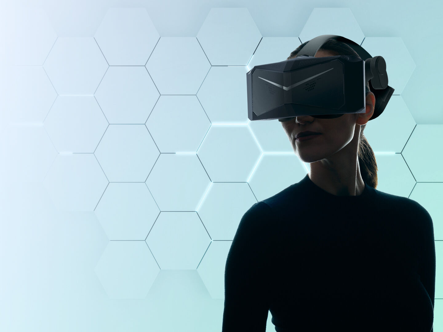 VR Headsets and Game Monitors for Sim Racing